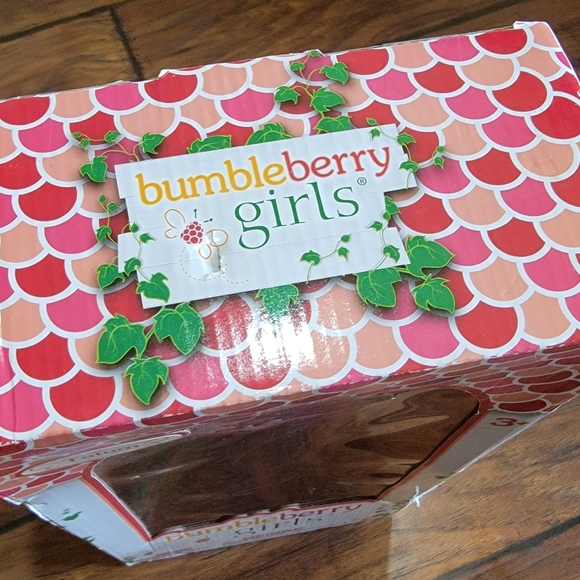 bumbleberry girls | Toys | Bumbleberry Girls Doll | Poshmark
